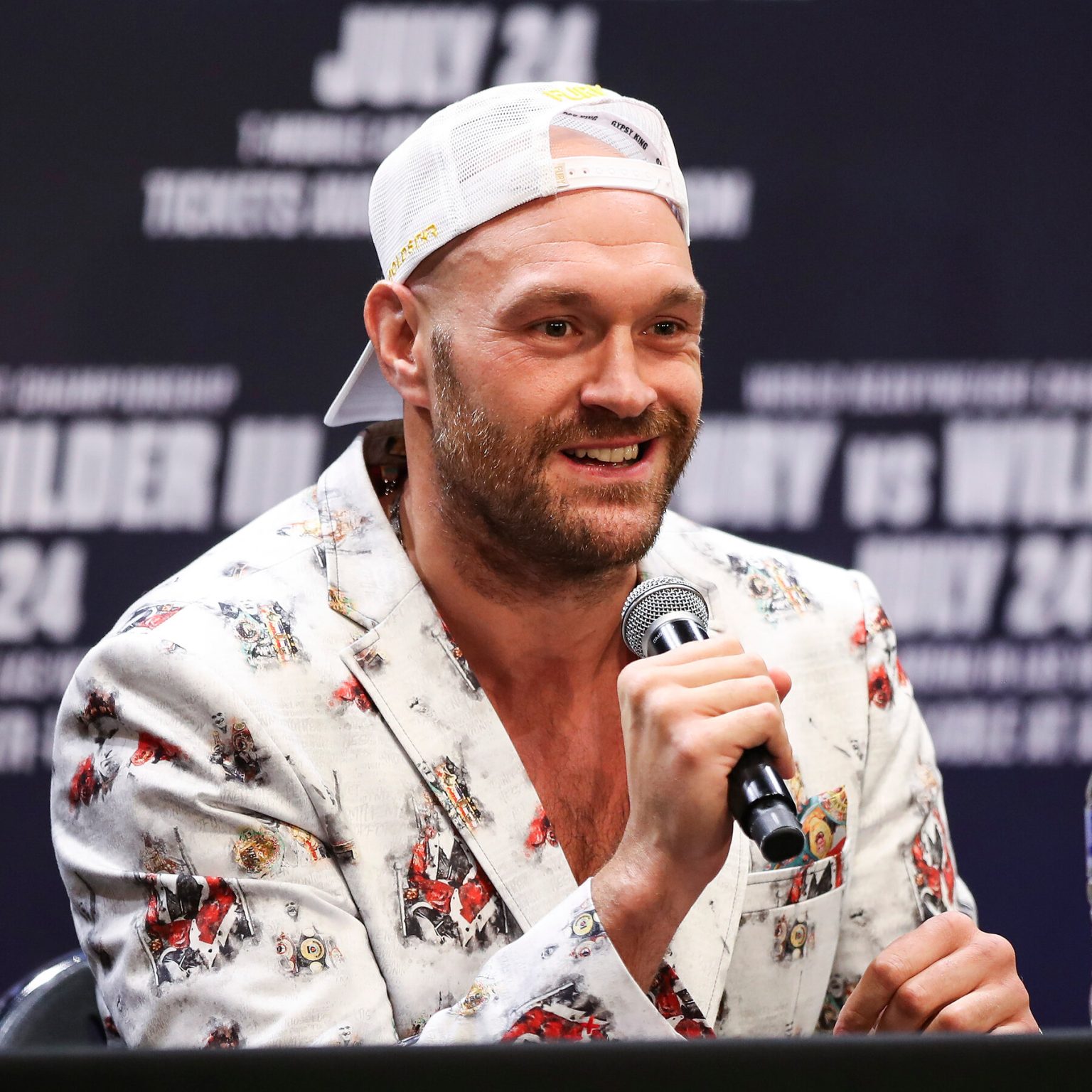 Tyson Fury Height: How Tall Is The Champion? - iEnglish Status